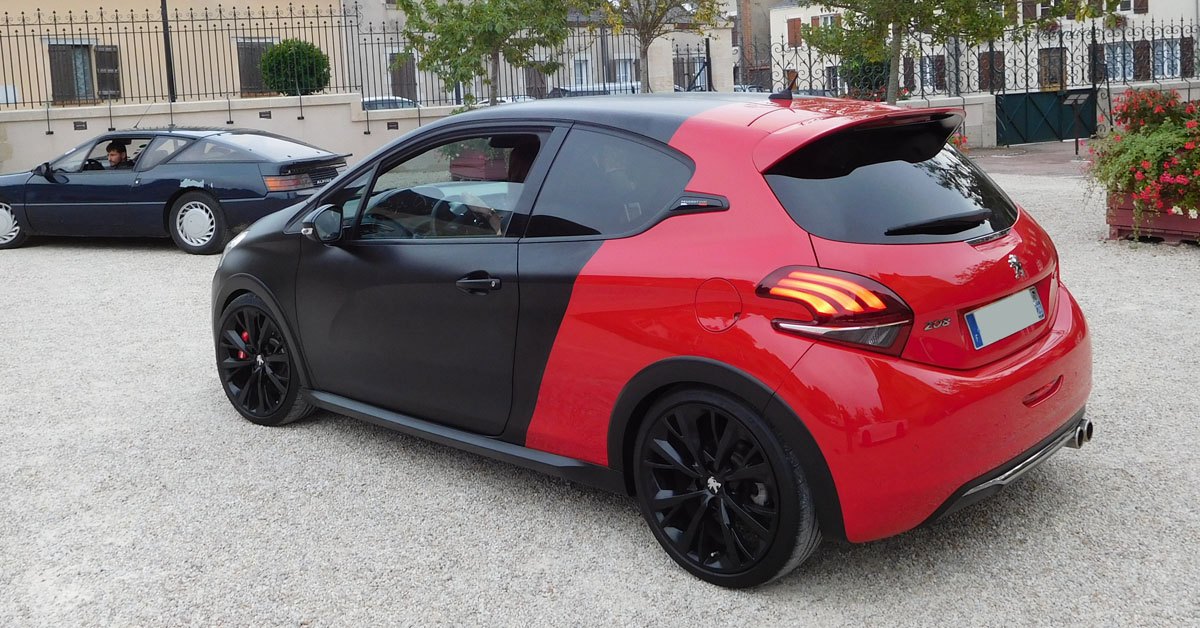 Peugeot 208 GTi | Motoring Den